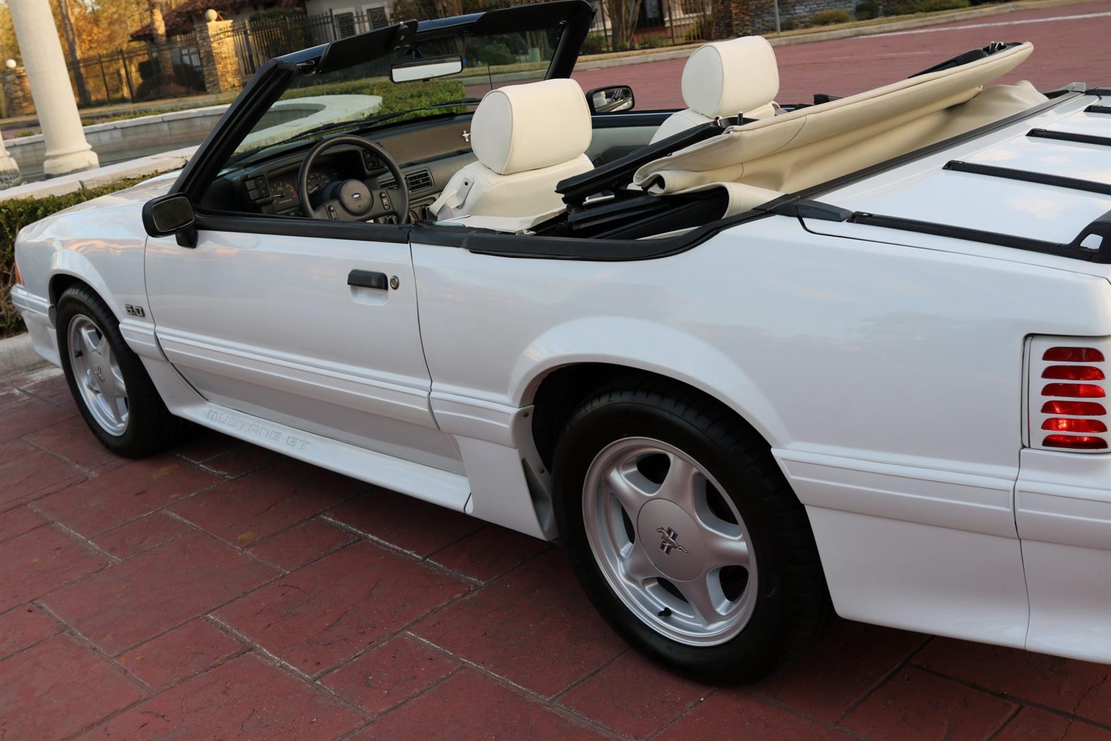 1989 Ford Mustang GT Convertible (25th Anniversary) – TEXAS TRUCKS ...