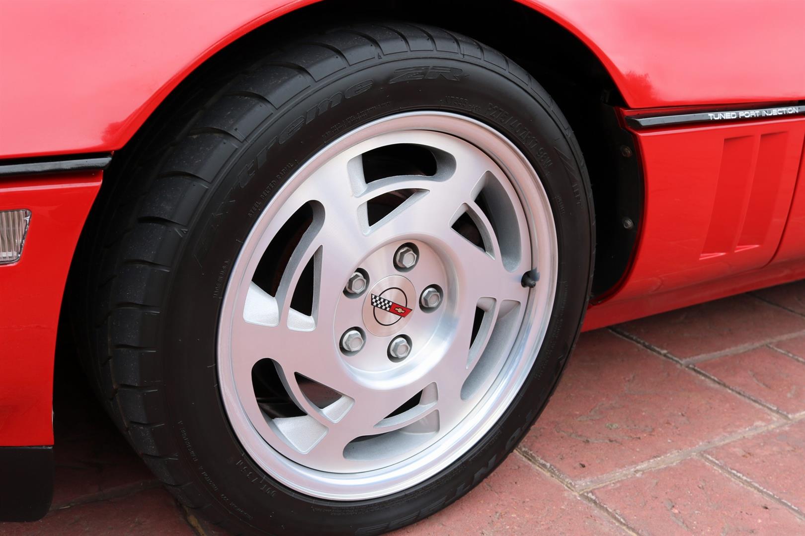 1990 Chevy Corvette ZR1 – TEXAS TRUCKS & CLASSICS