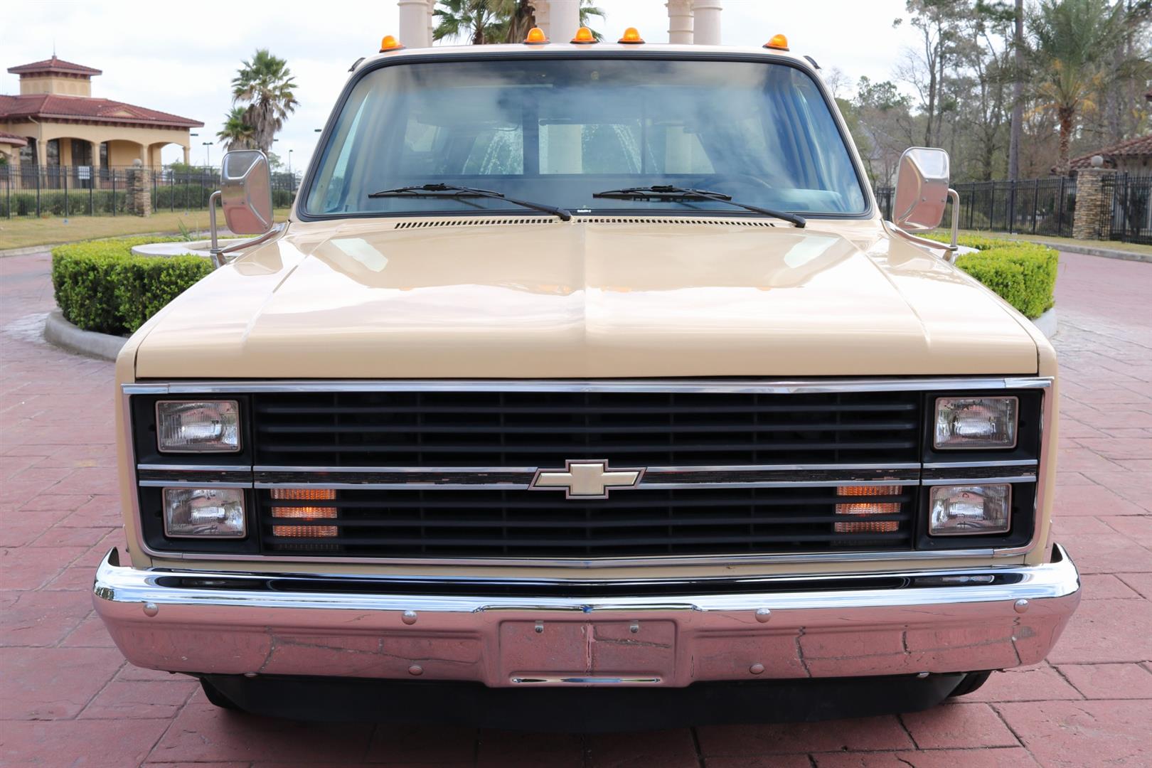 1983 Chevy C30 Dually – TEXAS TRUCKS & CLASSICS