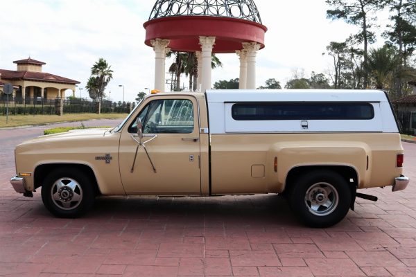 1983 Chevy C30 Dually – TEXAS TRUCKS & CLASSICS