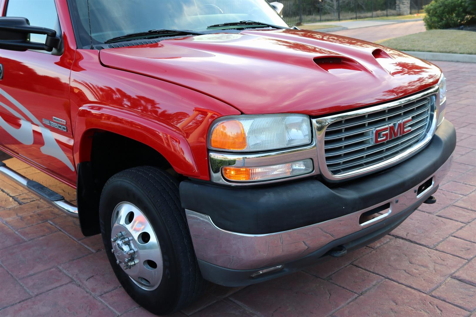 2002 GMC 3500 Sierra SLE Crew Dually – TEXAS TRUCKS & CLASSICS