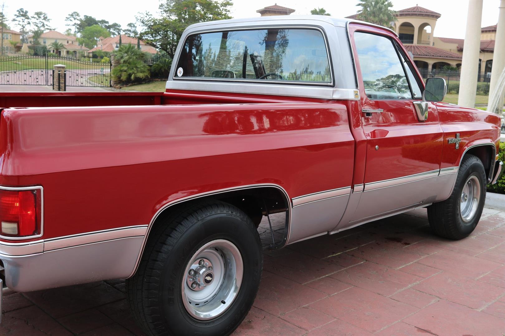 1983 Chevy C10 SWB Silverado – TEXAS TRUCKS & CLASSICS