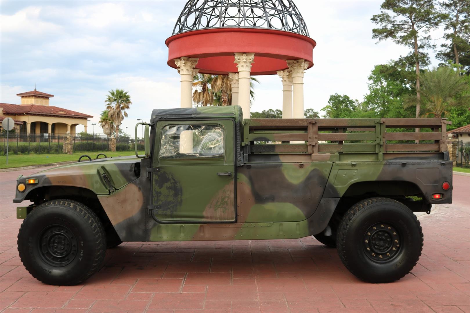 1990 Am General Humvee (M998) – TEXAS TRUCKS & CLASSICS