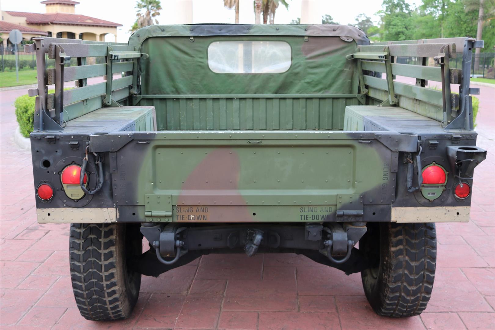 1990 Am General Humvee (M998) – TEXAS TRUCKS & CLASSICS
