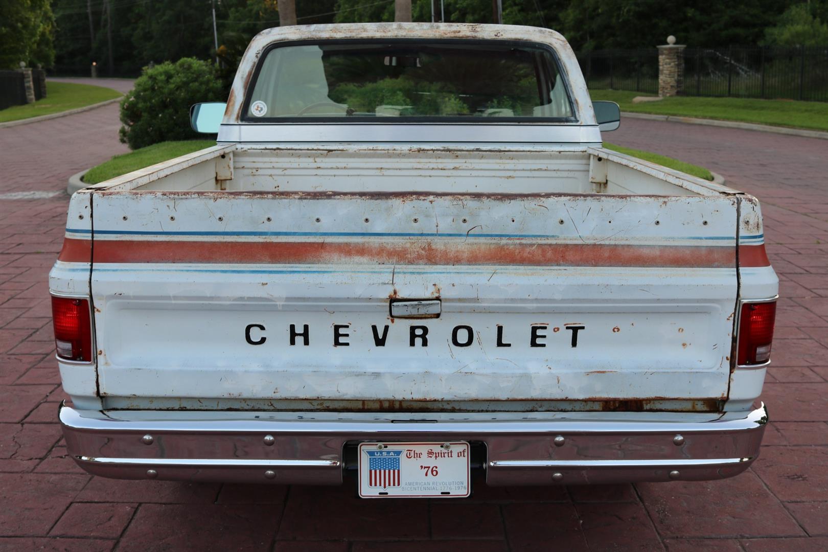 1976 Chevy C10 Custom Deluxe (Bicentennial Theme) – TEXAS TRUCKS & CLASSICS