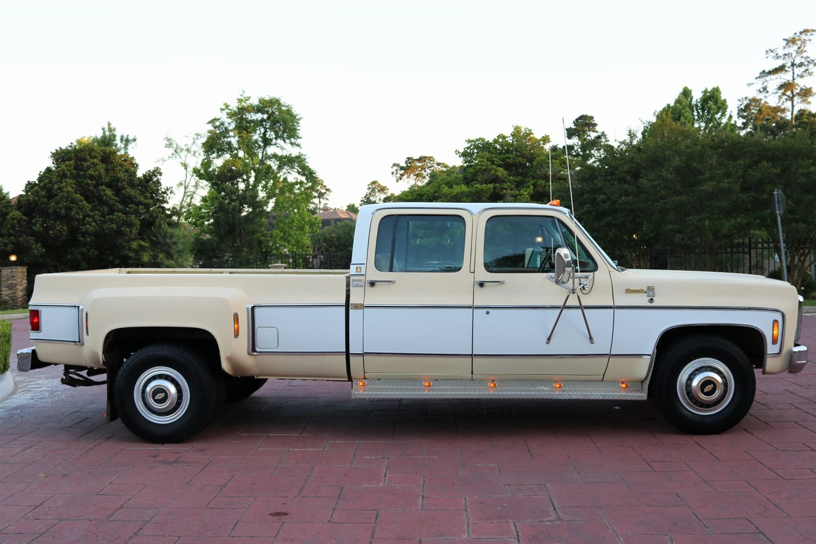 1980 Chevy C30 Silverado – TEXAS TRUCKS & CLASSICS