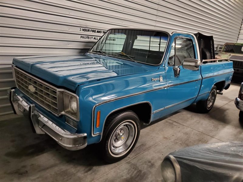 1976 Chevy C10 Cheyenne – TEXAS TRUCKS & CLASSICS