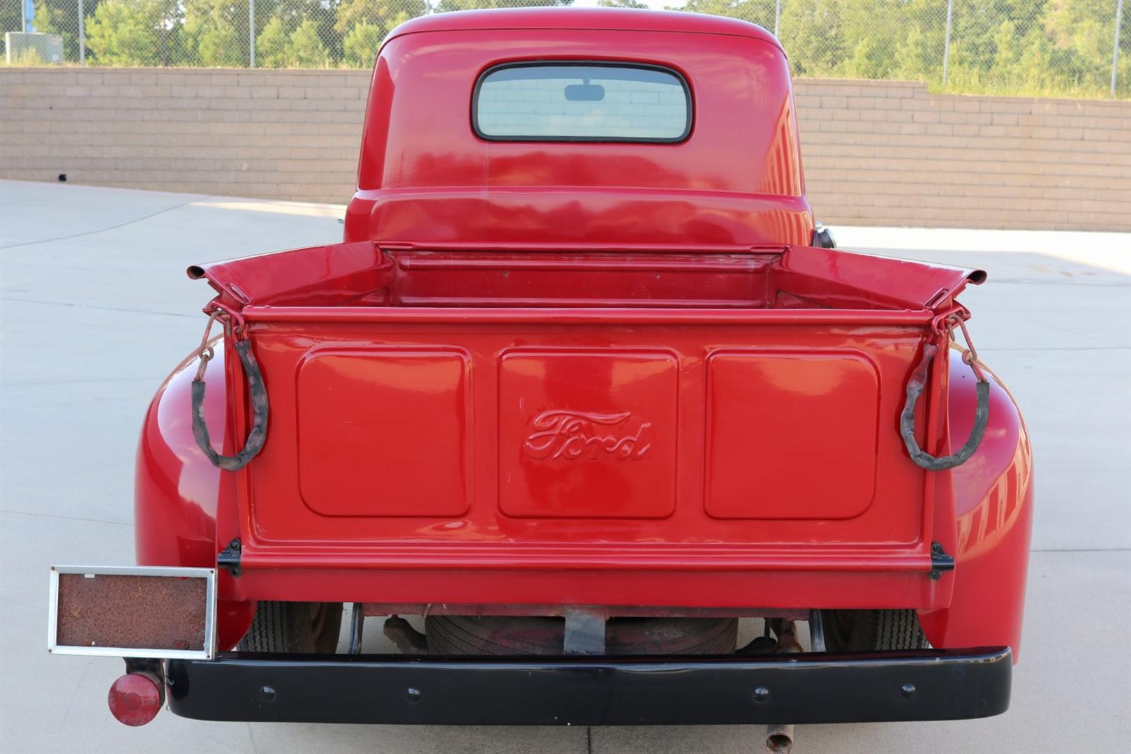 1949 Ford F1 – TEXAS TRUCKS & CLASSICS