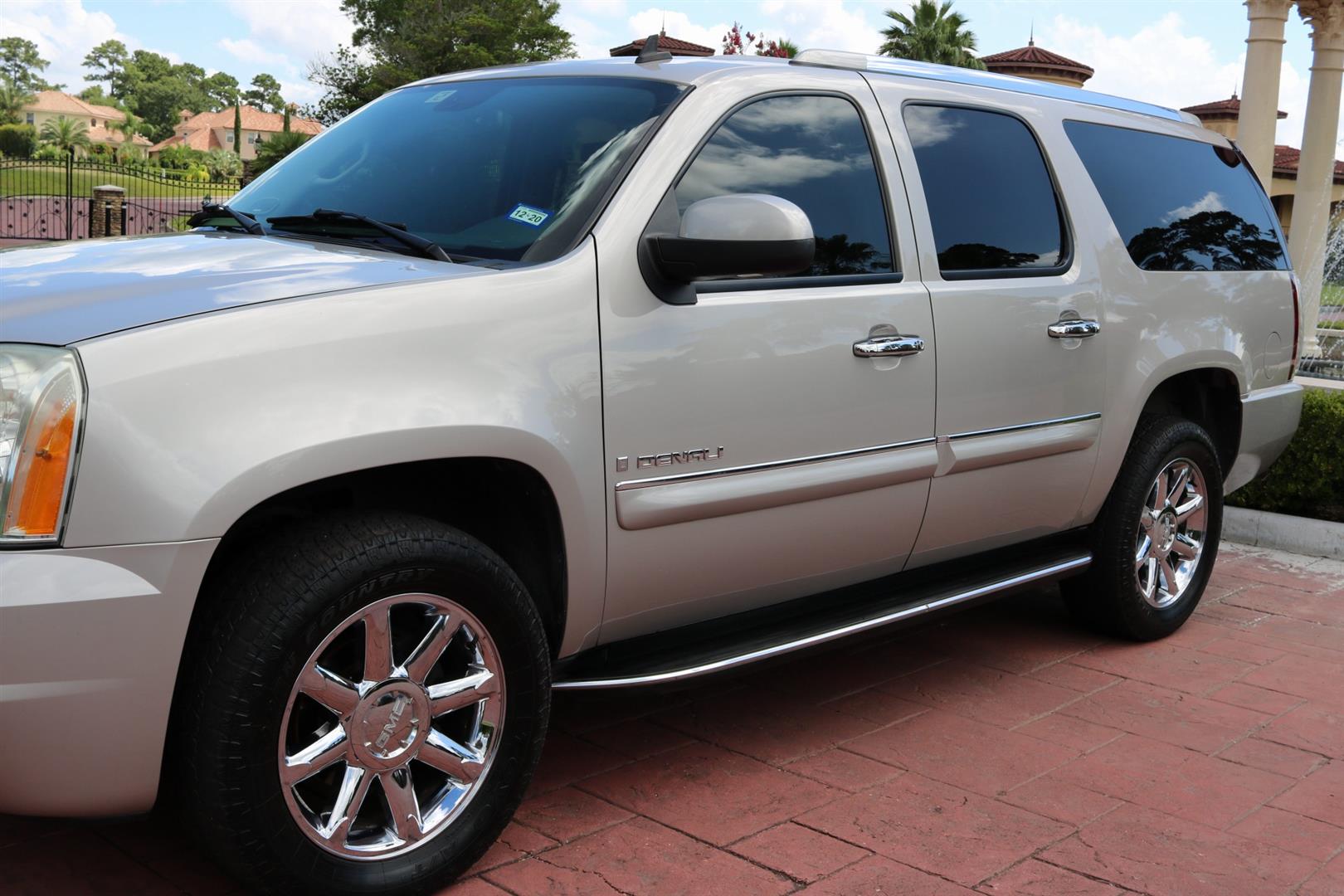 2007 GMC Yukon XL Denali AWD – TEXAS TRUCKS & CLASSICS