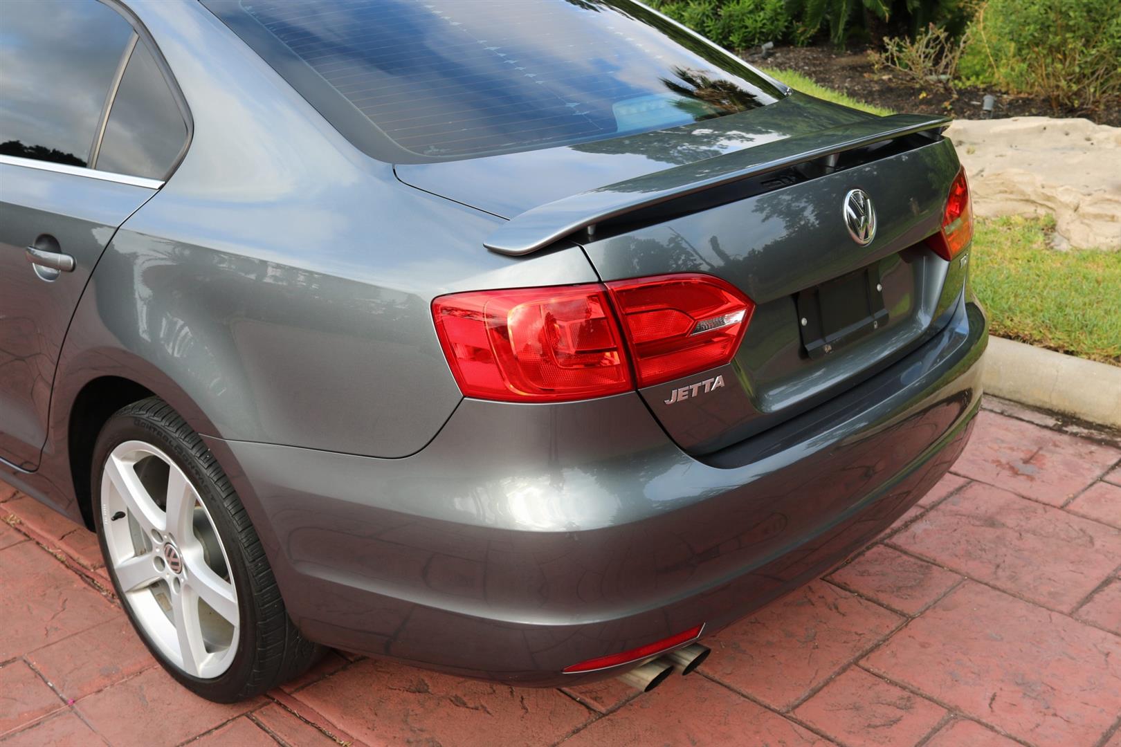 2013 Volkswagen Jetta TDI Sedan Premium – TEXAS TRUCKS & CLASSICS