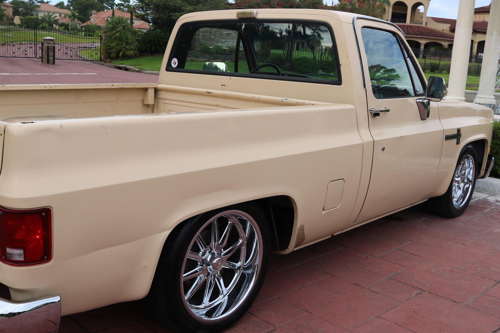 1987 Chevy R10 SWB Custom Deluxe – TEXAS TRUCKS & CLASSICS