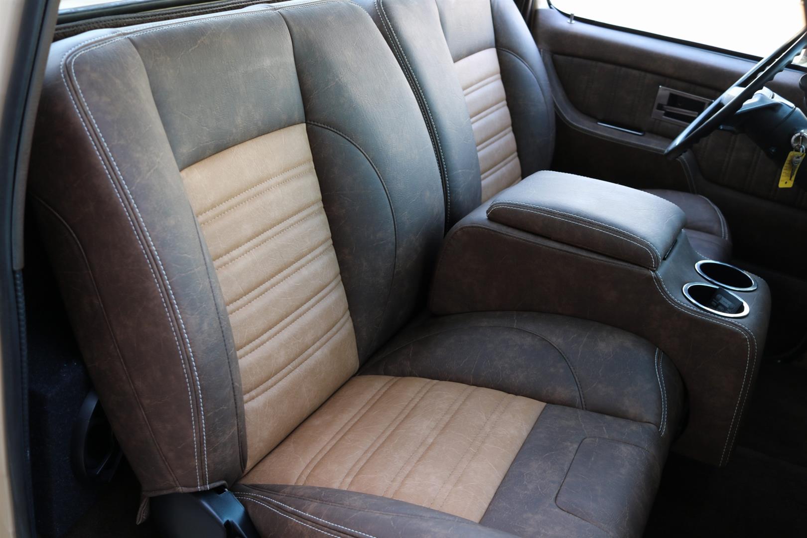 1987 Chevy R10 SWB Custom Deluxe – TEXAS TRUCKS & CLASSICS