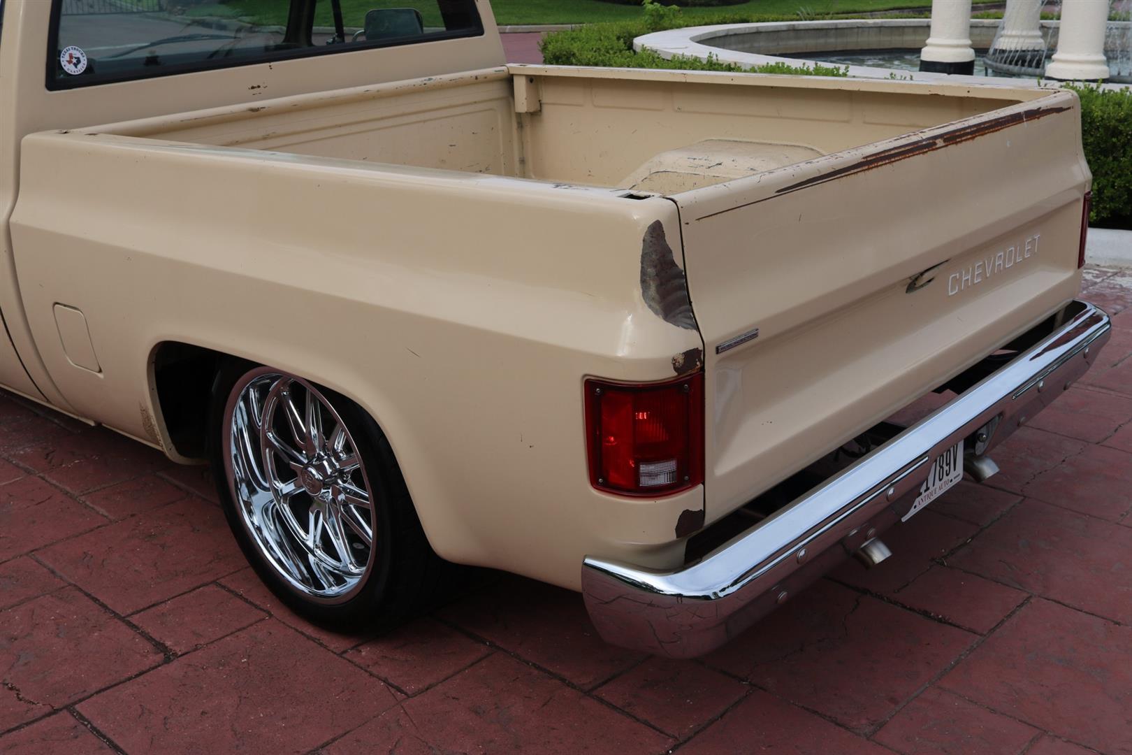 1987 Chevy R10 SWB Custom Deluxe – TEXAS TRUCKS & CLASSICS