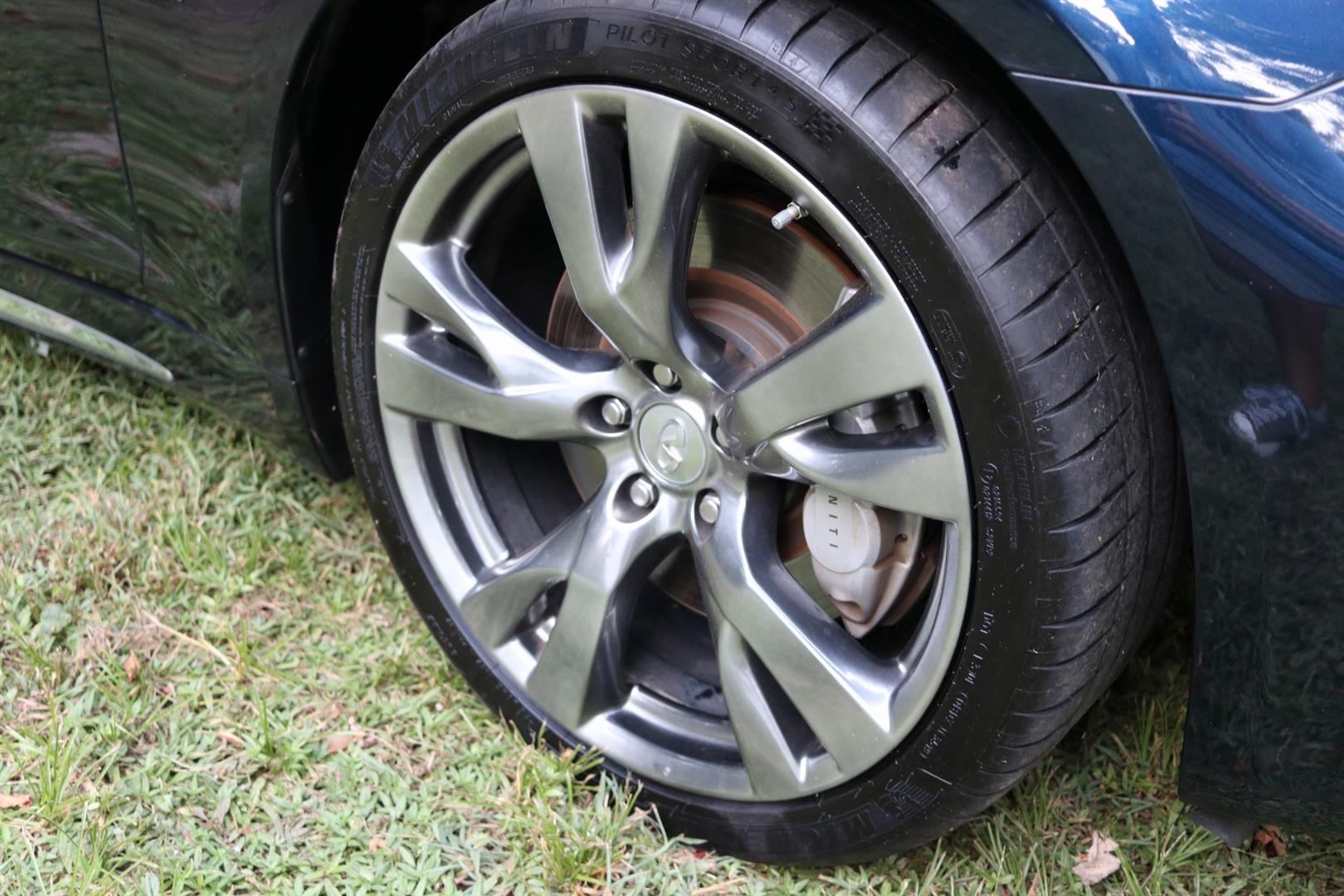 2015 Infiniti Q70L Sedan – TEXAS TRUCKS & CLASSICS