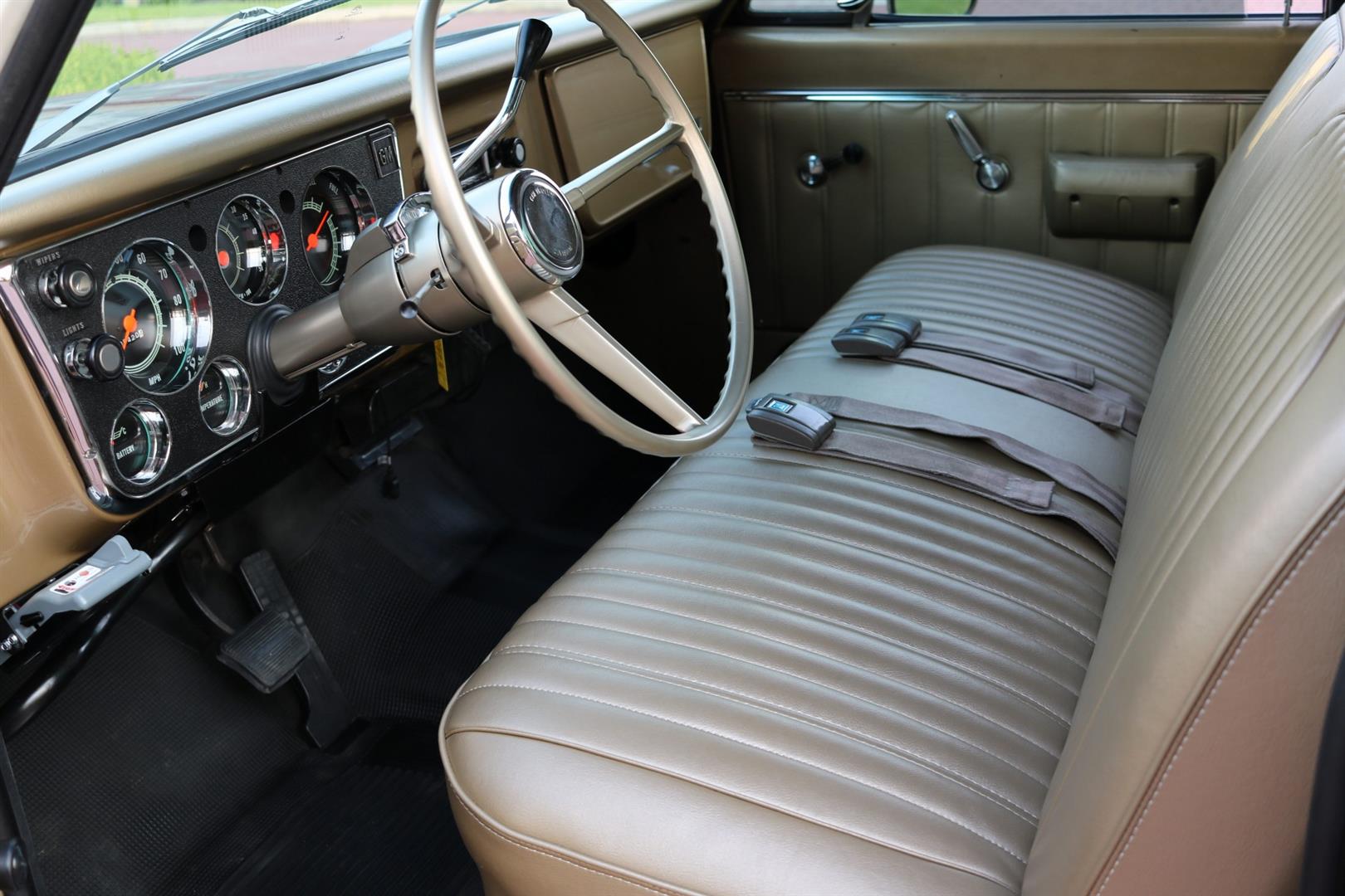 1968 Chevy C20 Custom – TEXAS TRUCKS & CLASSICS