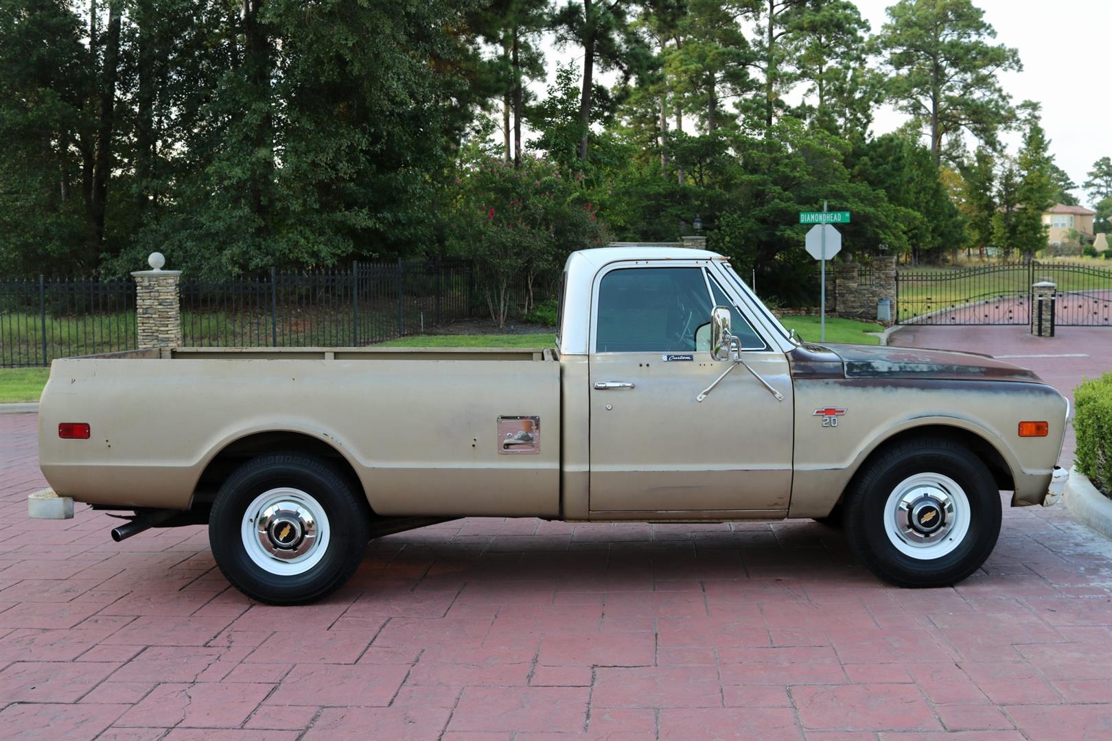 1968 Chevy C20 Custom – TEXAS TRUCKS & CLASSICS