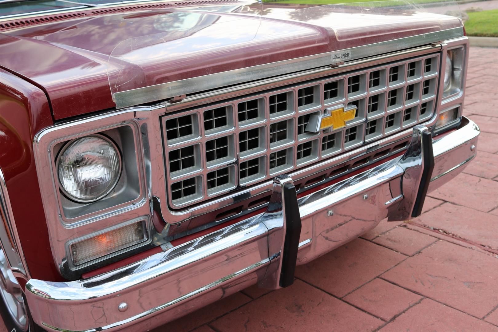 1979 Chevy Suburban Silverado – TEXAS TRUCKS & CLASSICS