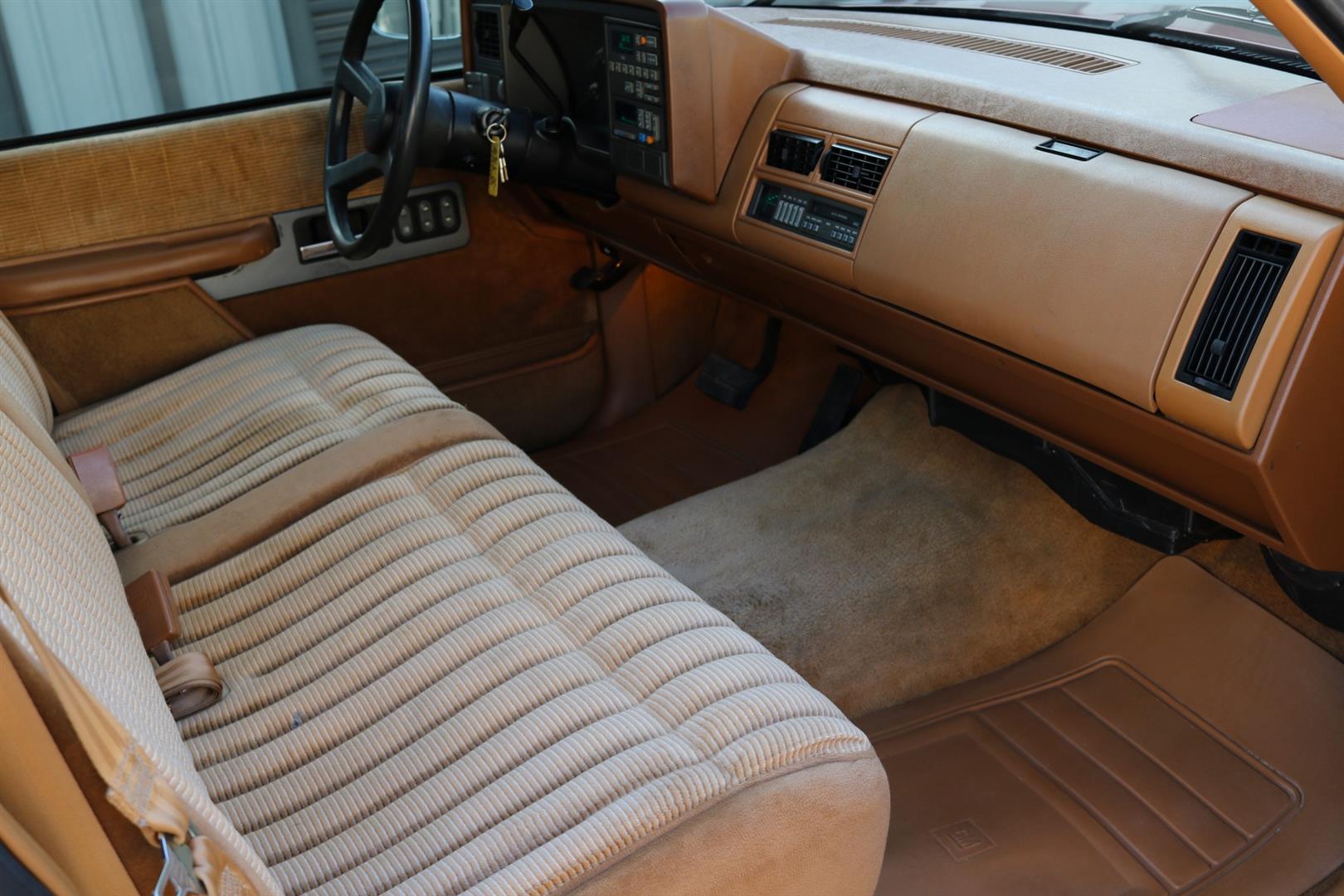 1990 Chevy Truck Interior