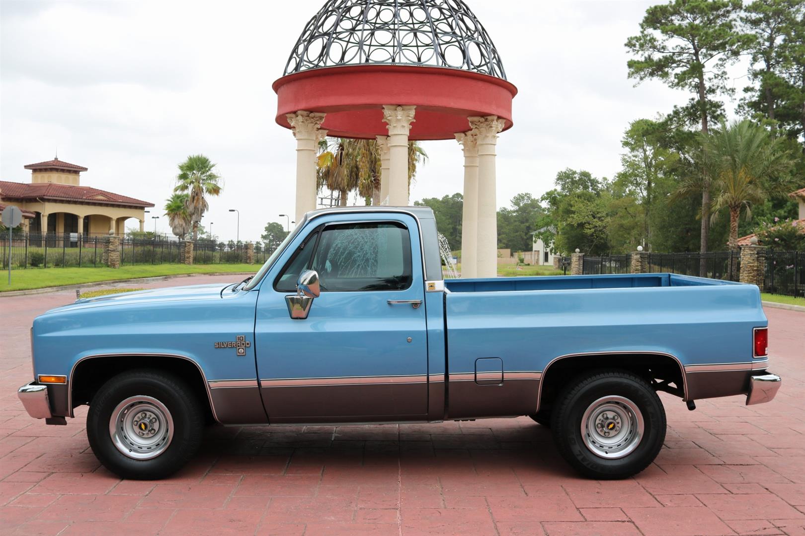 1987 Chevy R10 Silverado SWB – TEXAS TRUCKS & CLASSICS