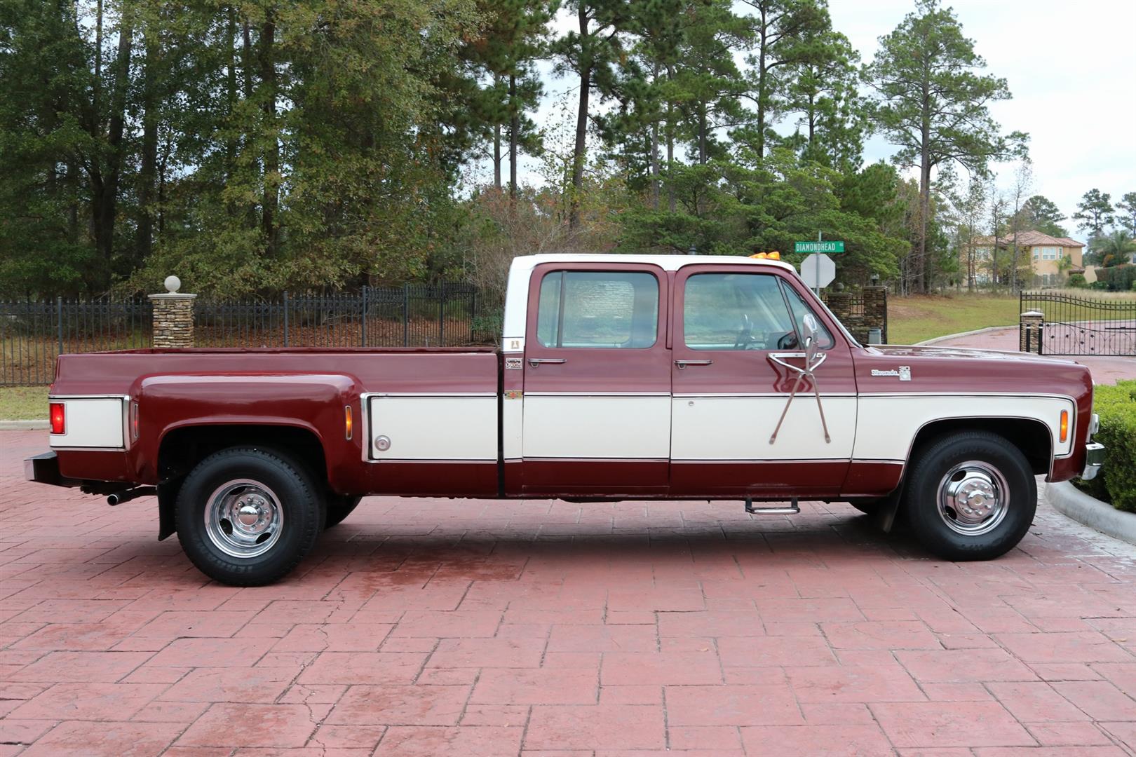 1975 Chevy C30 Silverado – TEXAS TRUCKS & CLASSICS