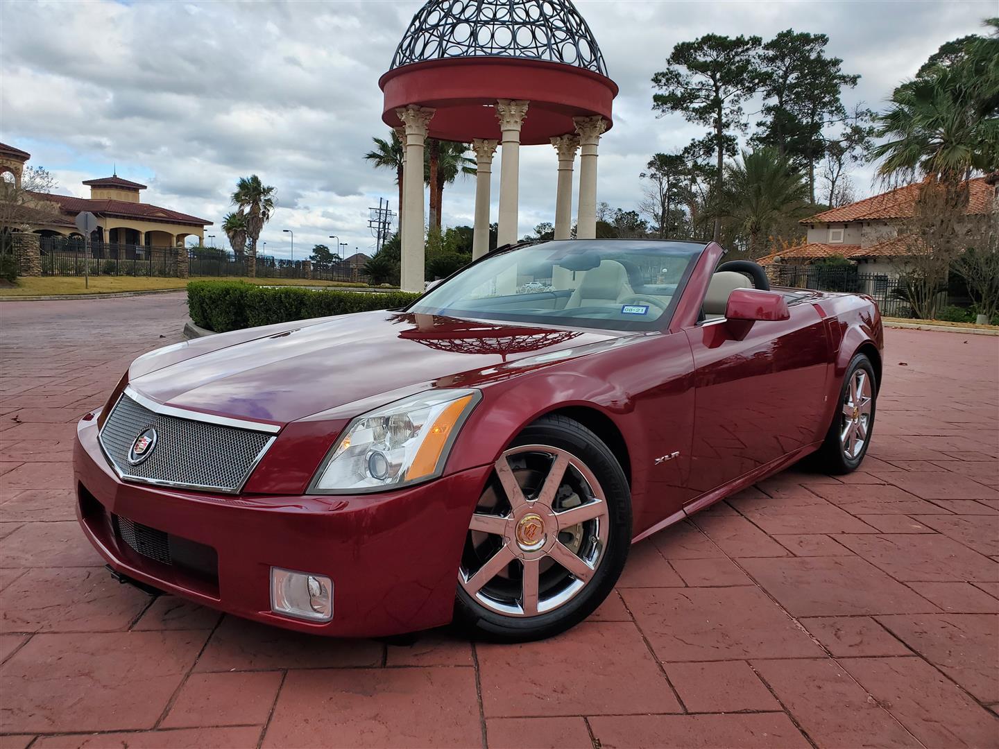 2006 Cadillac XLR – TEXAS TRUCKS & CLASSICS