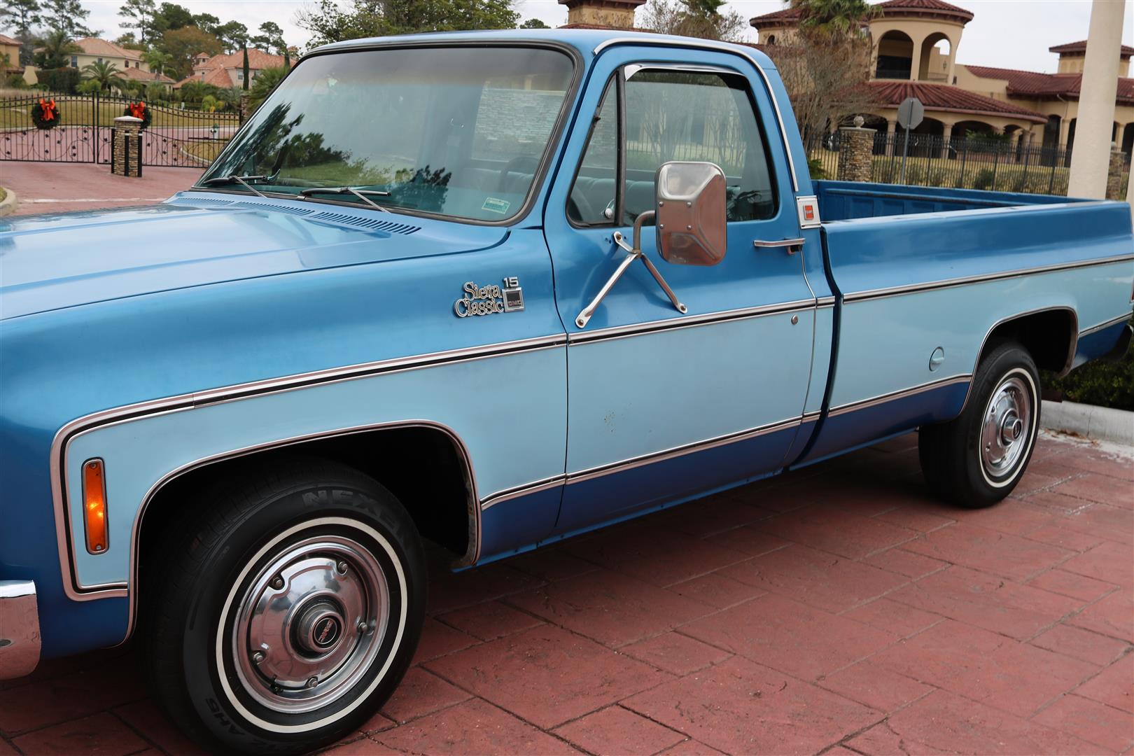 1976 GMC Sierra Classic – TEXAS TRUCKS & CLASSICS