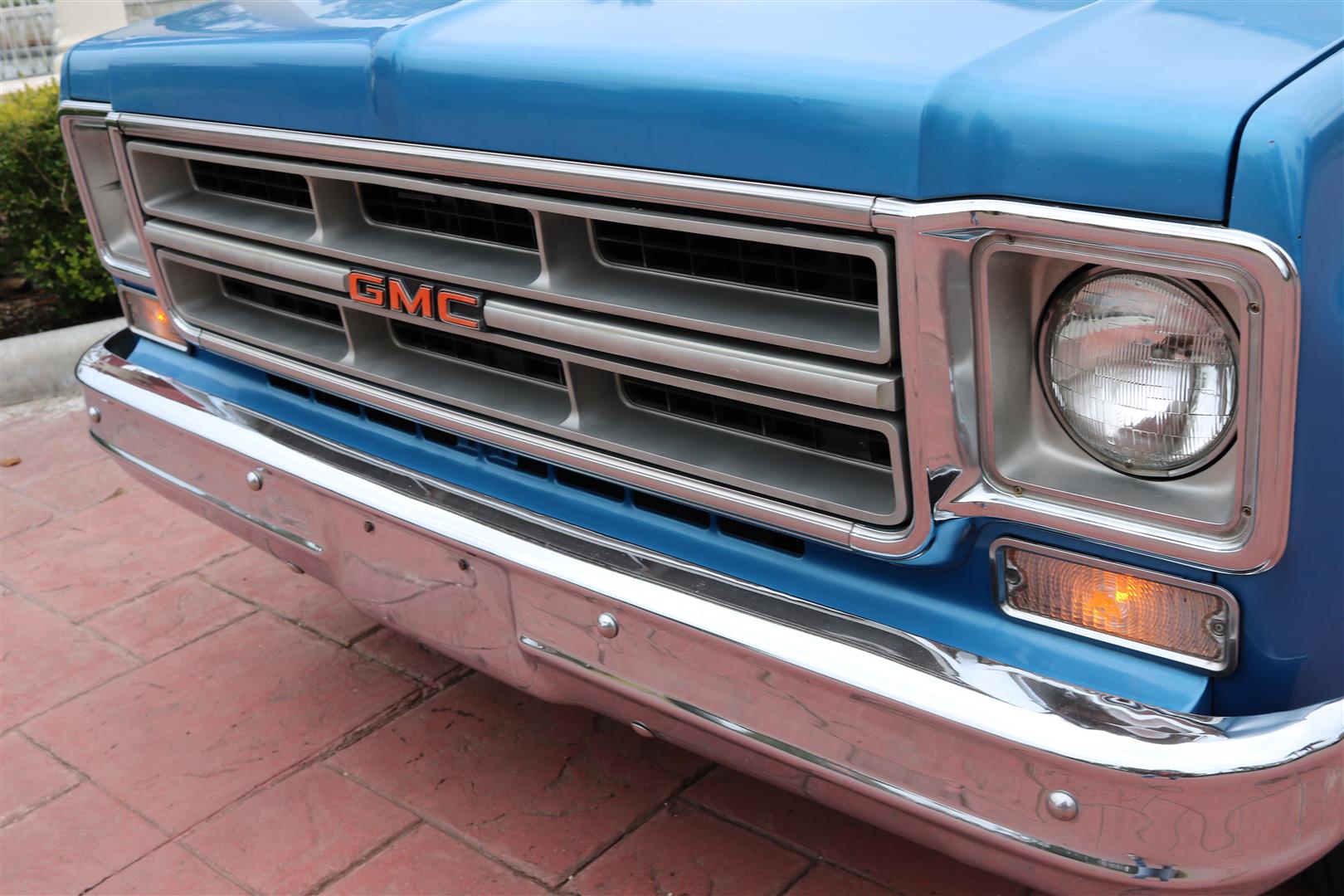 1976 GMC Sierra Classic – TEXAS TRUCKS & CLASSICS