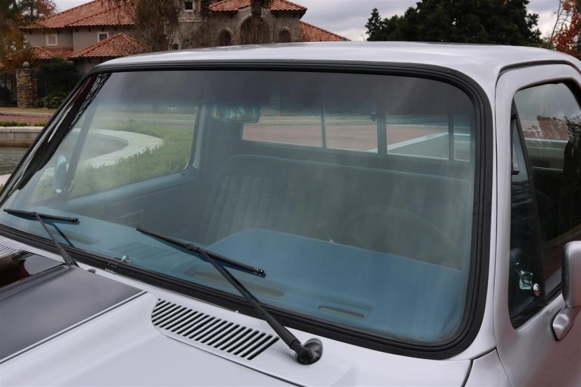 1981 GMC C1500 Sierra Classic RestoMod – TEXAS TRUCKS & CLASSICS