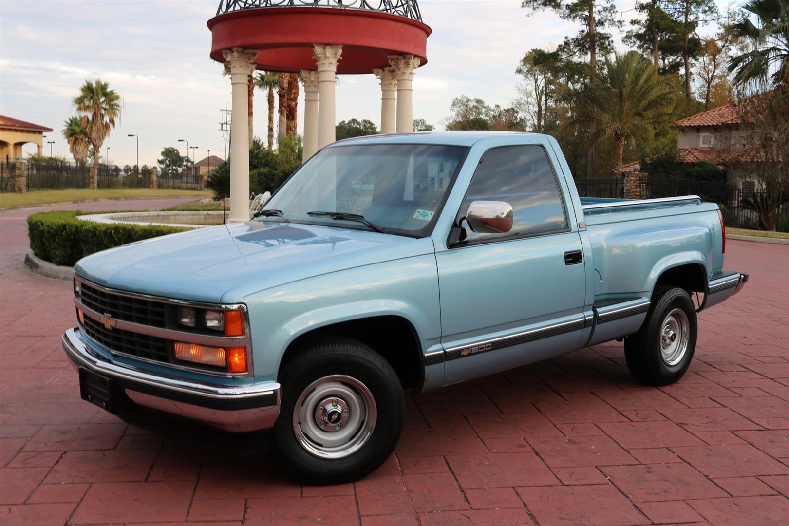 1989 Chevy C1500 Silverado – TEXAS TRUCKS & CLASSICS