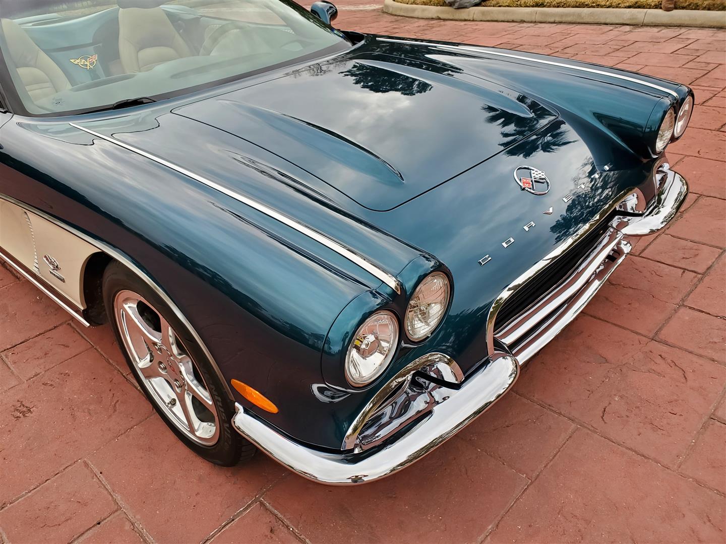 2001 CRC Corvette Convertible (’62 Resto-Vette) – TEXAS TRUCKS & CLASSICS