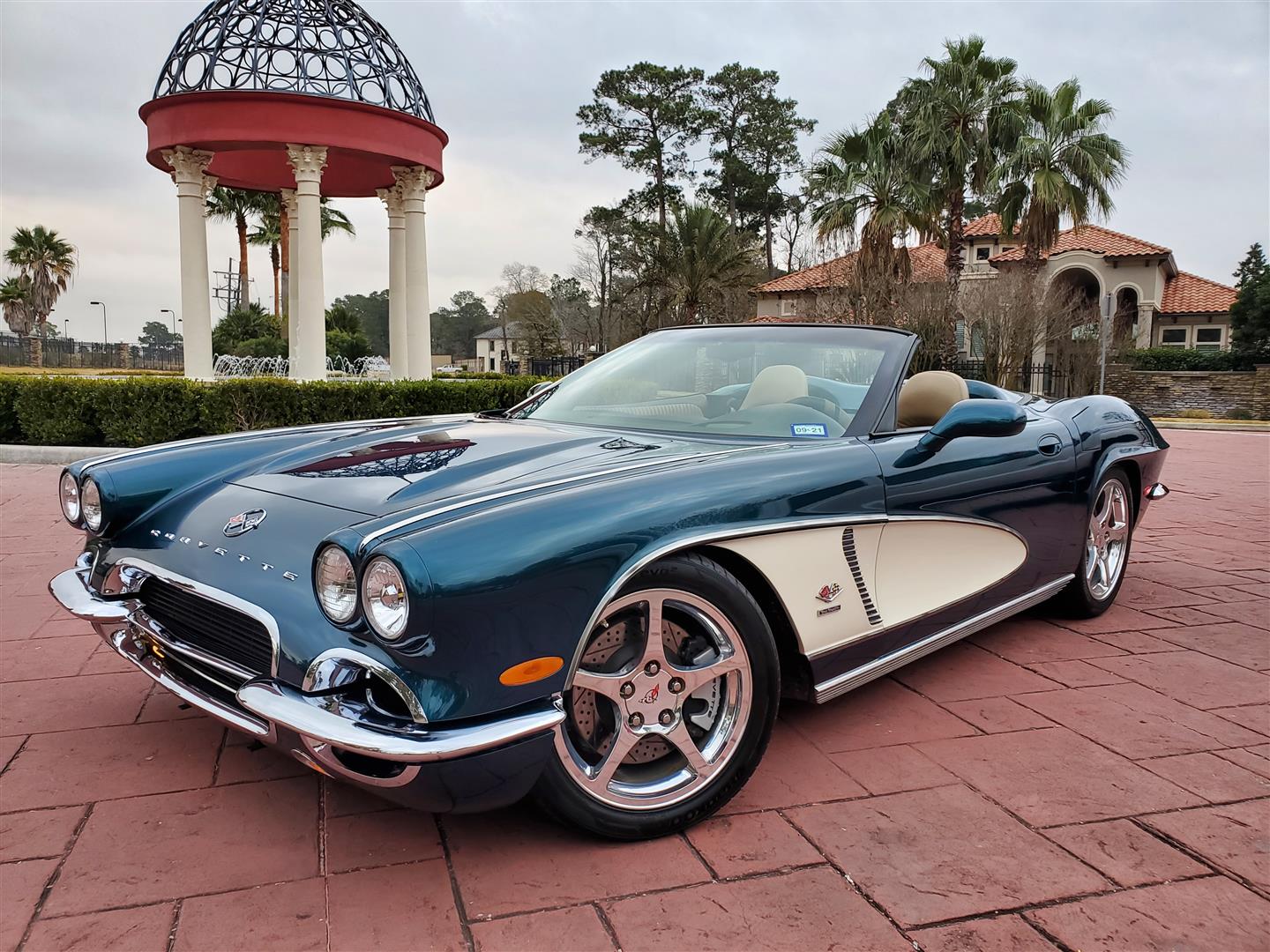 2001 CRC Corvette Convertible (’62 Resto-Vette) – TEXAS TRUCKS & CLASSICS