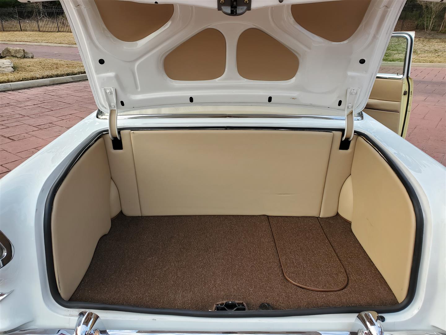 1955 Chevy Bel Air – TEXAS TRUCKS & CLASSICS