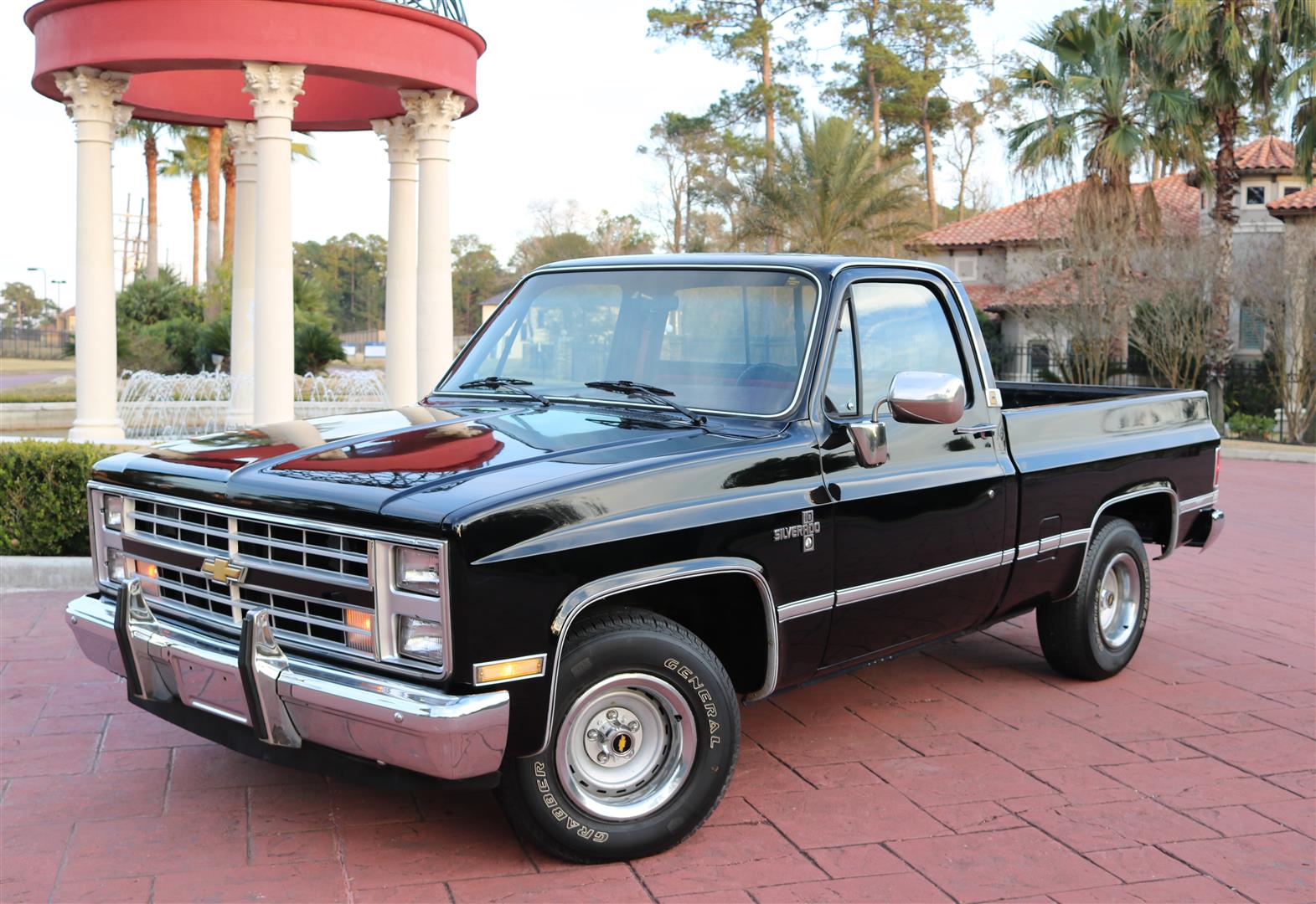 1985 Chevy C10 Silverado – TEXAS TRUCKS & CLASSICS