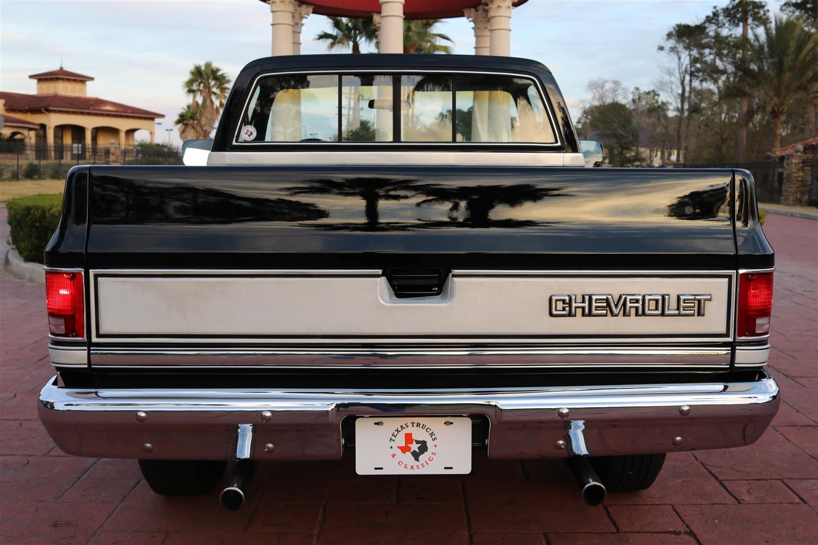 1985 Chevy C10 Silverado – TEXAS TRUCKS & CLASSICS