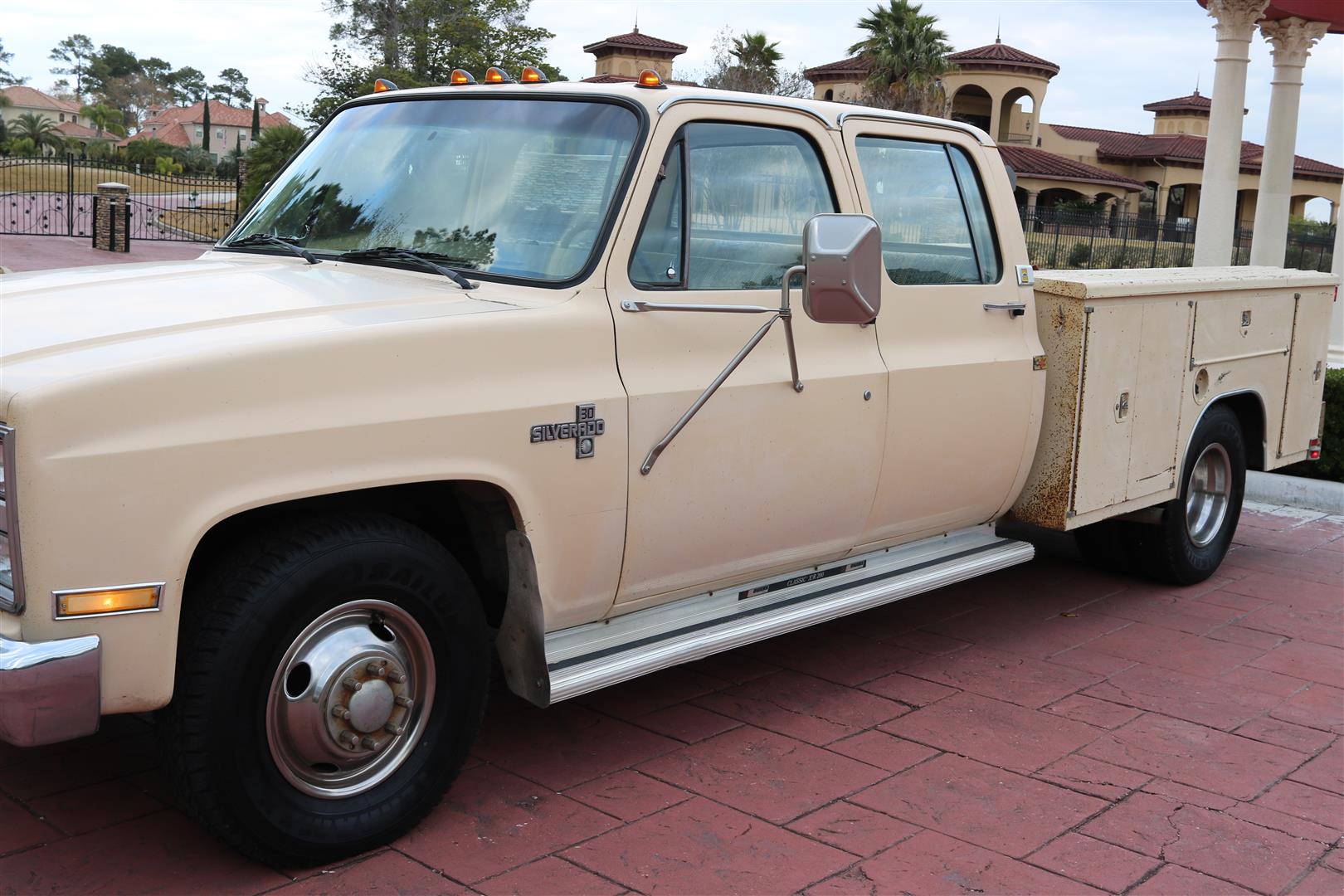1985 Chevy C30 Crew Cab Utility Bed – TEXAS TRUCKS & CLASSICS