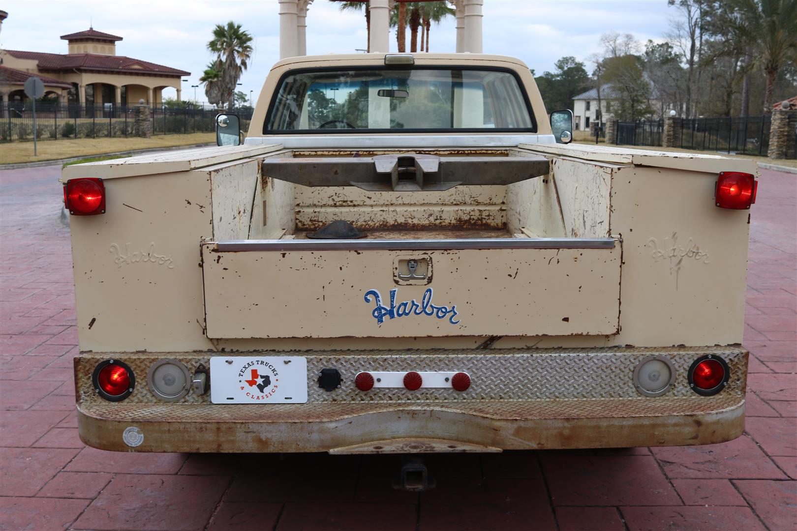 1985 Chevy C30 Crew Cab Utility Bed – TEXAS TRUCKS & CLASSICS
