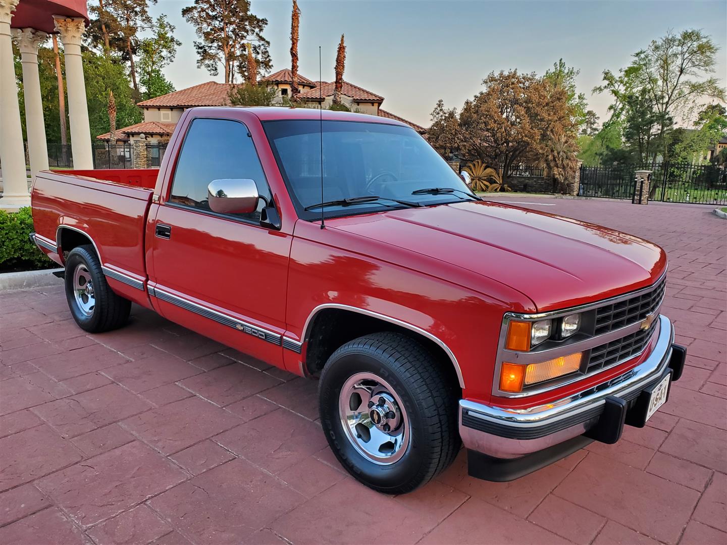 1989 Chevy C1500 Silverado – TEXAS TRUCKS & CLASSICS