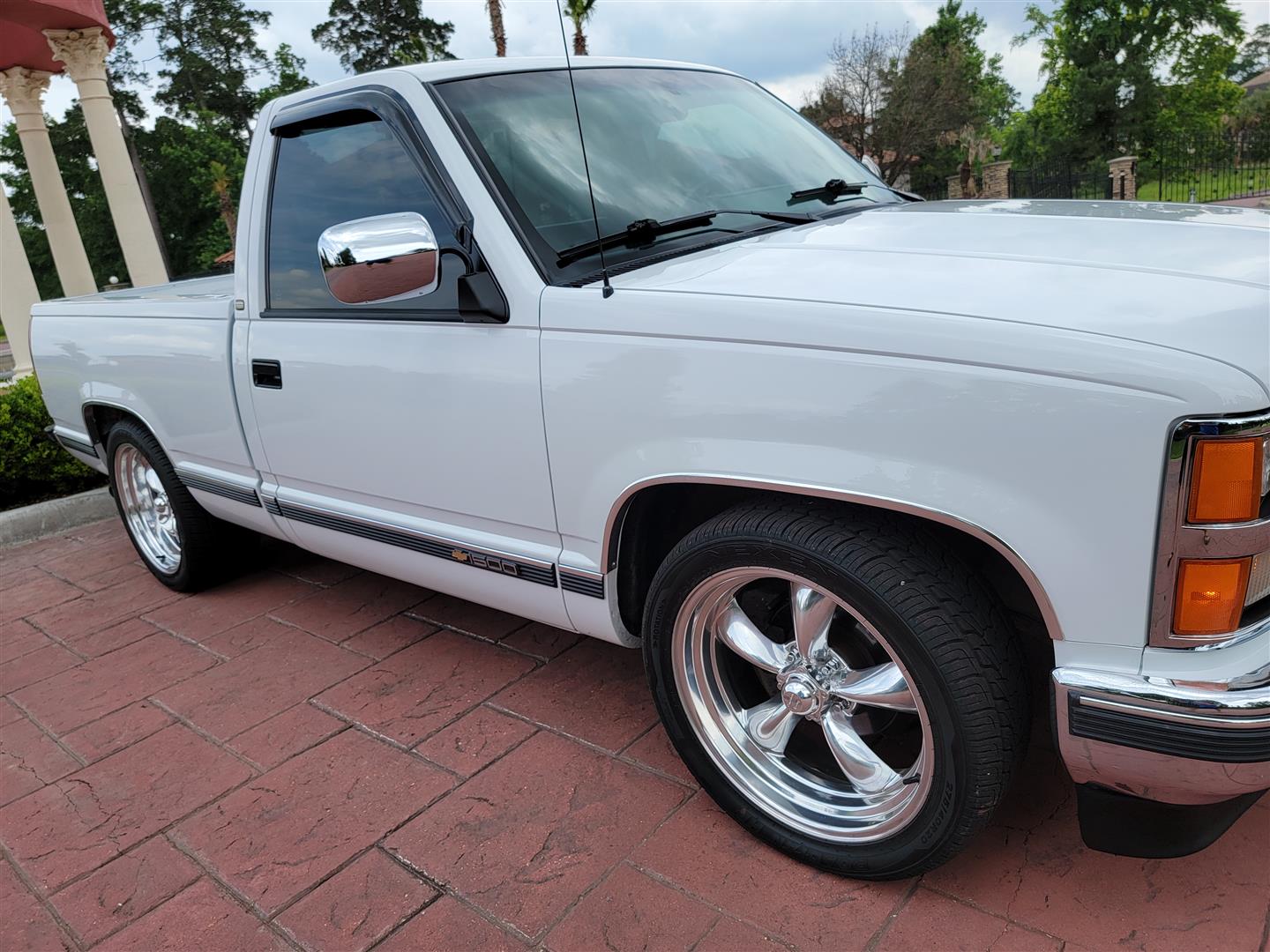 1989 Chevy C1500 SIlverado – TEXAS TRUCKS & CLASSICS