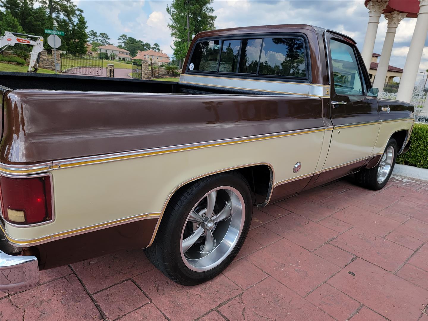 1977 Chevy C10 Silverado – TEXAS TRUCKS & CLASSICS