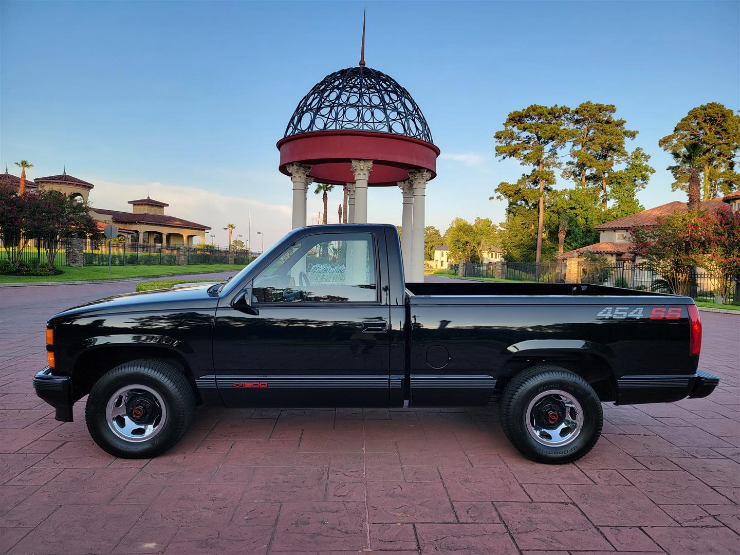 1990 Chevy 454SS (600 miles) – TEXAS TRUCKS & CLASSICS
