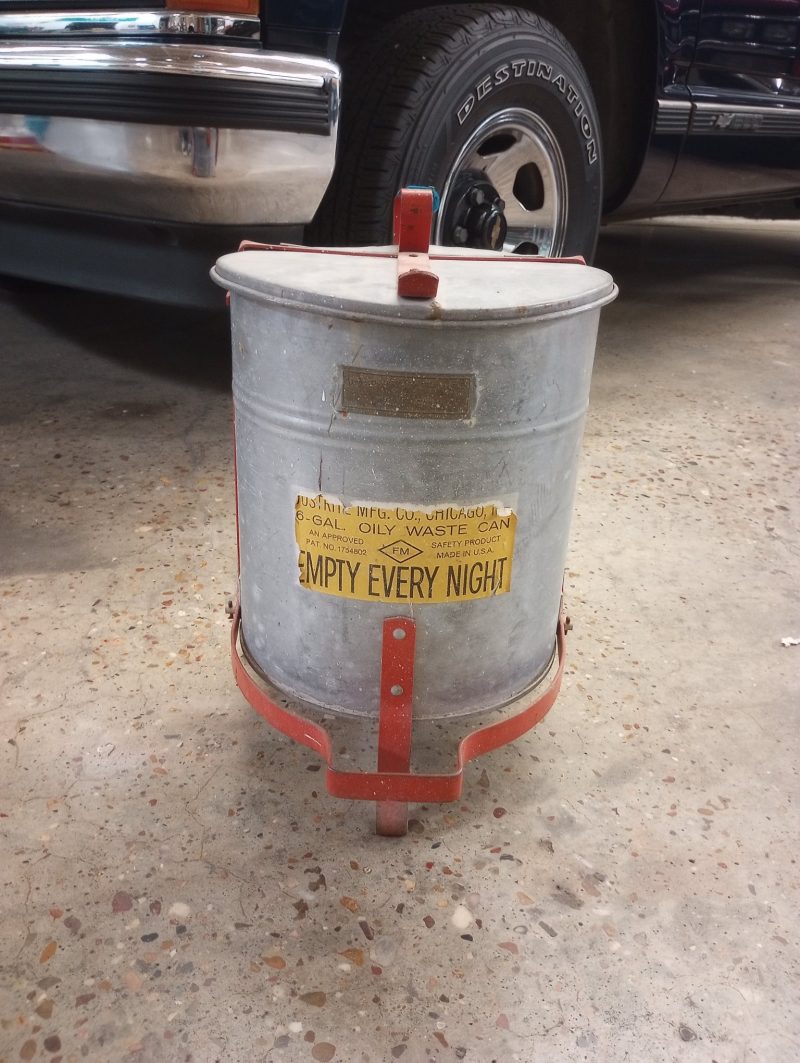 Oil Waste Can – TEXAS TRUCKS & CLASSICS
