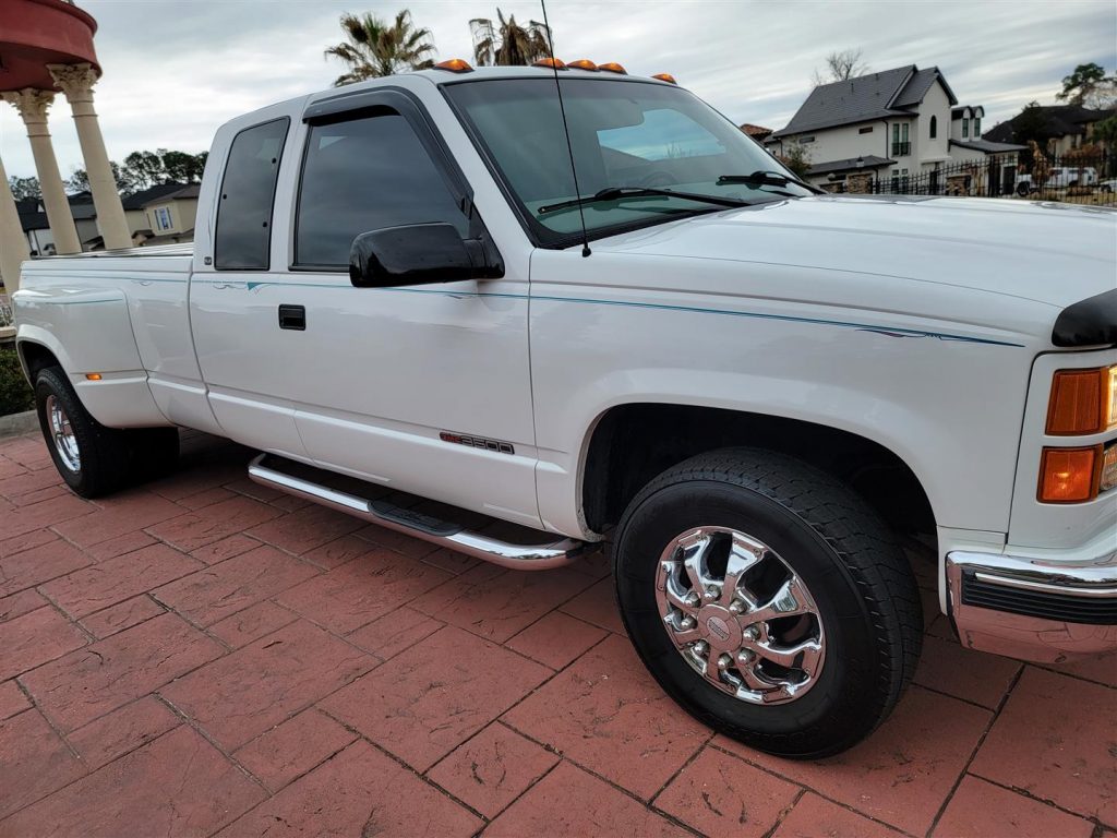2000 GMC C3500 Sierra SLE – TEXAS TRUCKS & CLASSICS